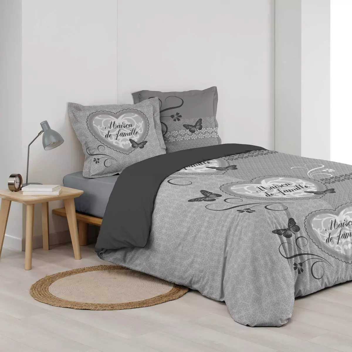 Housse de couette et deux taies coton (240 cm) Family Home Grise ...