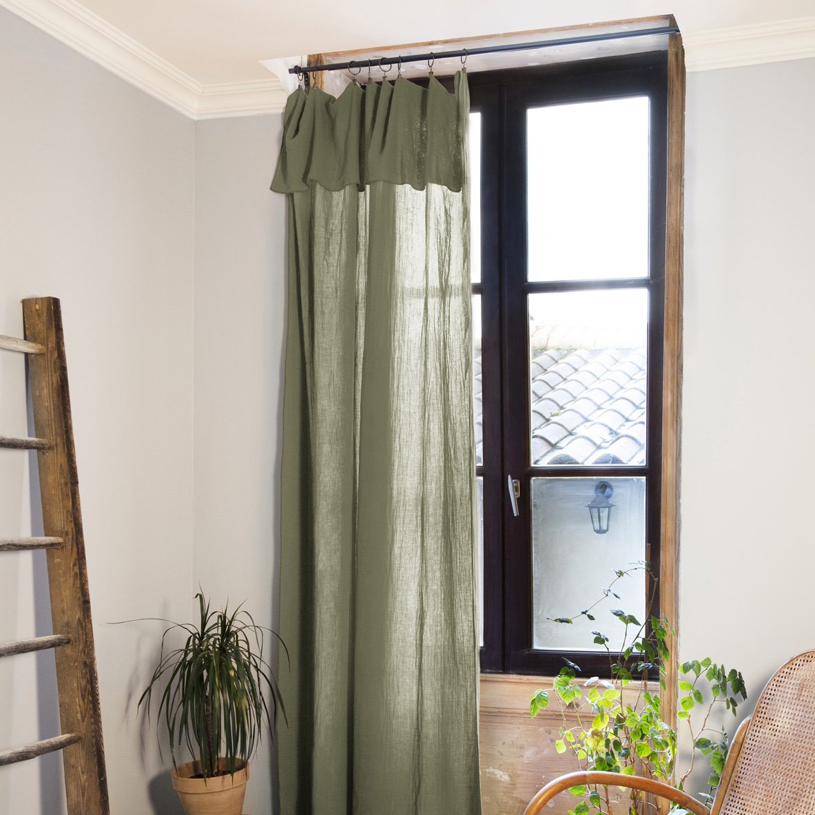 Rideau gaze de coton ajustable (140 x max 300 cm) Gaïa Vert romarin ...